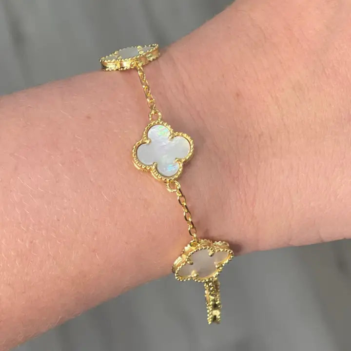 Grace Clover Mop Bracelet – The Painted House